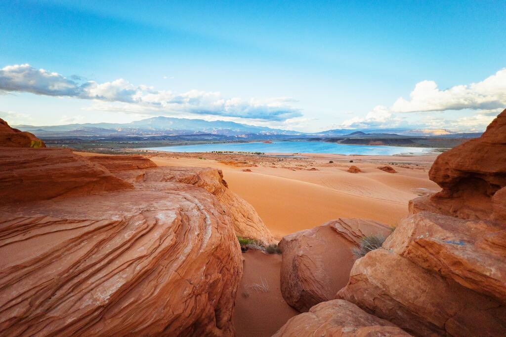 The Honu House | Coastal-Inspired Luxury Retreat in Southern Utah ...