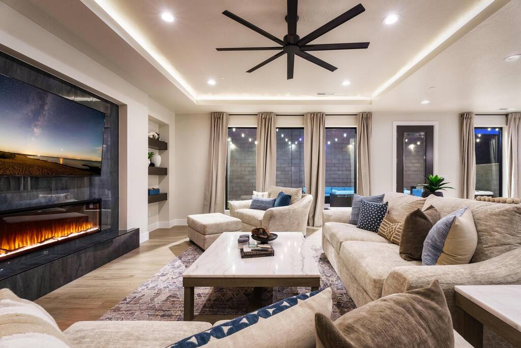 The Honu House | Coastal-Inspired Luxury Retreat in Southern Utah ...