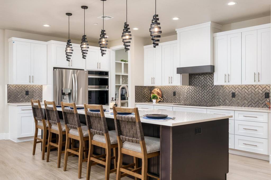 The Honu House | Coastal-Inspired Luxury Retreat in Southern Utah ...